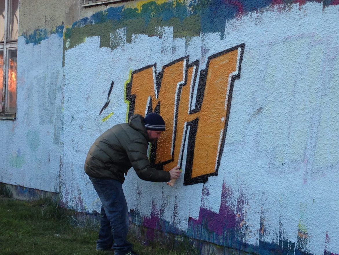 Mural Harbor: Graffiti Hafengalerie in Linz | Travelwoman